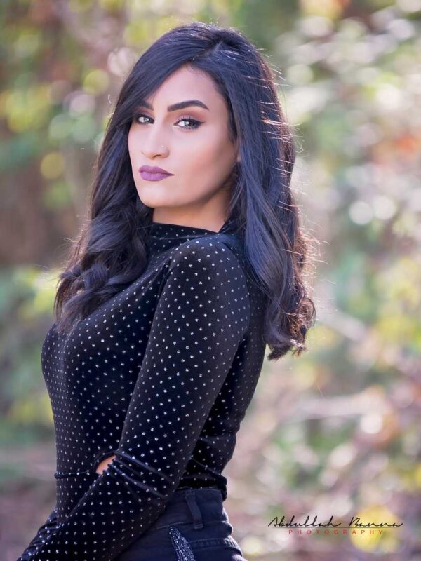 Stunning Women's Portraits: Top Poses - Banna Photography